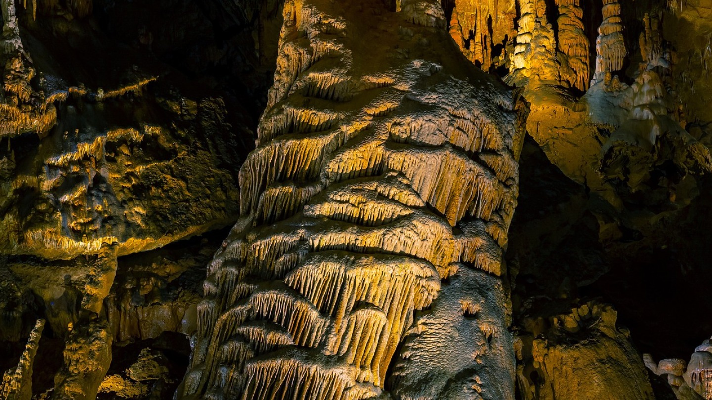 Natasha Sekhon: What Stalagmites Can Tell Us About Climate Change ...